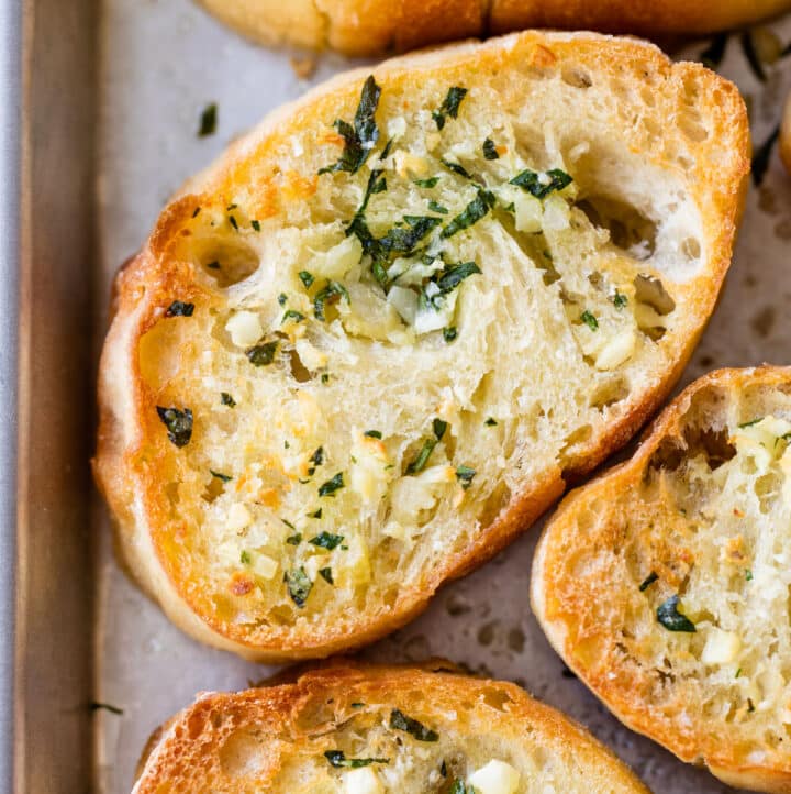 Vegan Garlic Bread - The Almond Eater