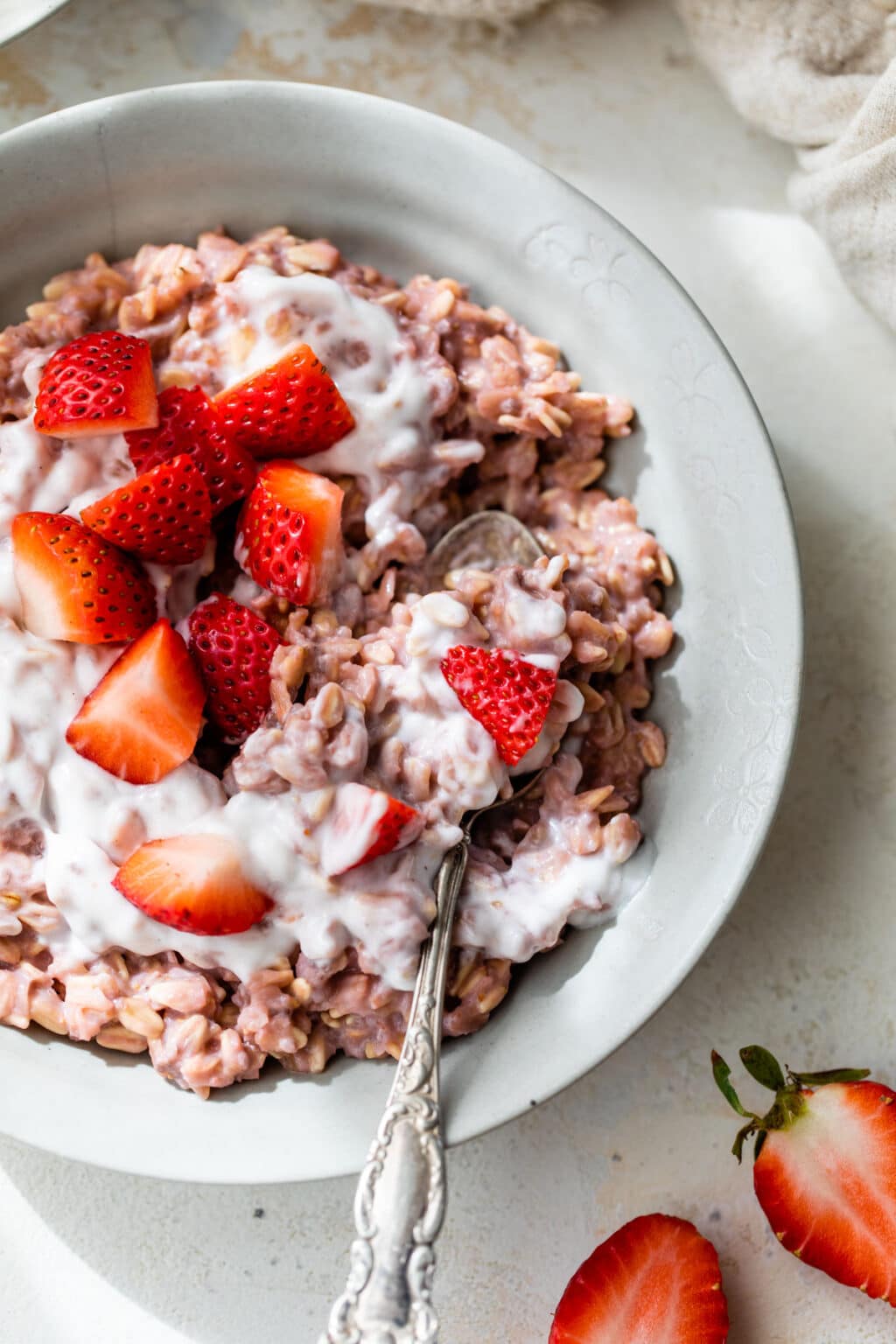 Strawberry Oatmeal - The Almond Eater