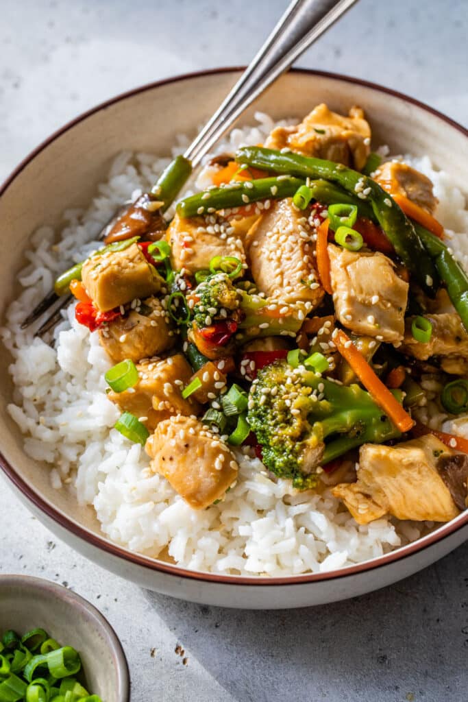 Chicken Stir Fry - The Almond Eater