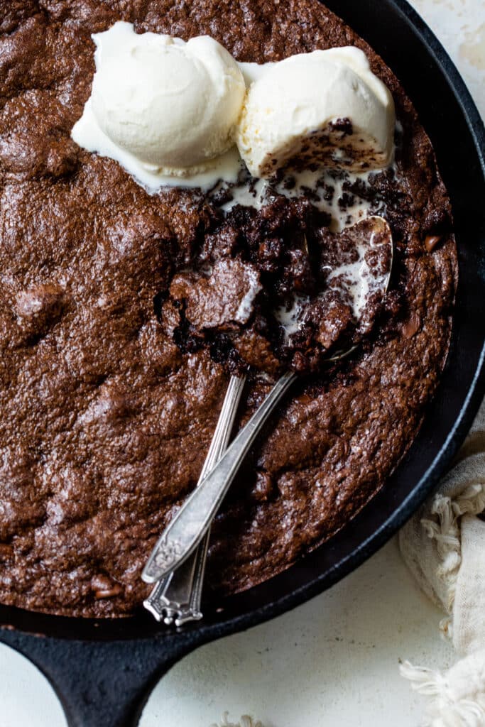 Brownie Skillet - The Almond Eater