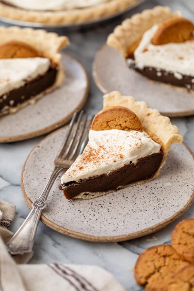 Gingerbread Pie - The Almond Eater